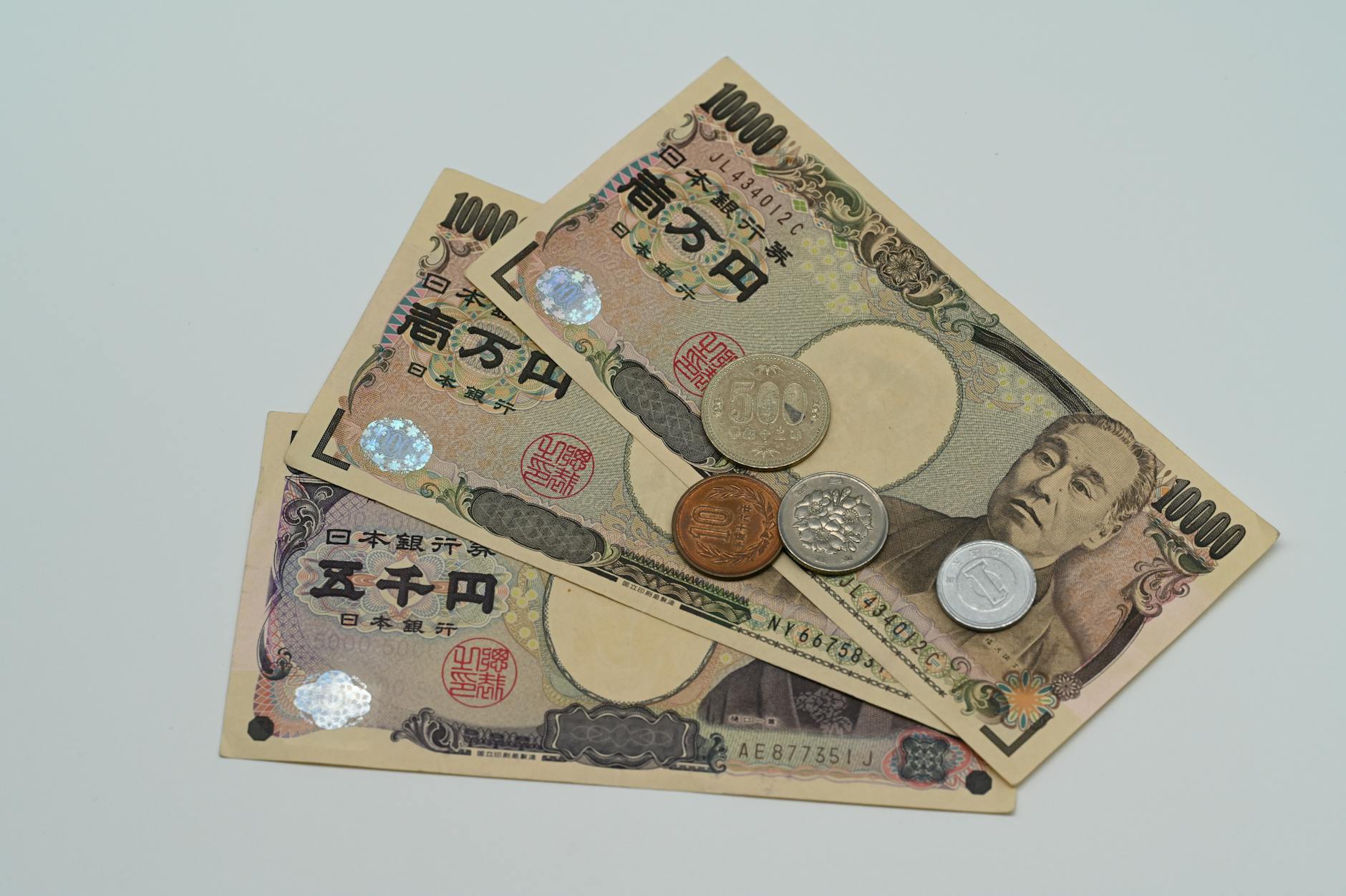CAF returns to Samurai bond market - LatinFinance